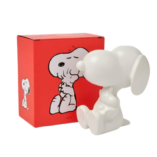 Peanuts Snoopy Hugs Objet — Fred Aldous
